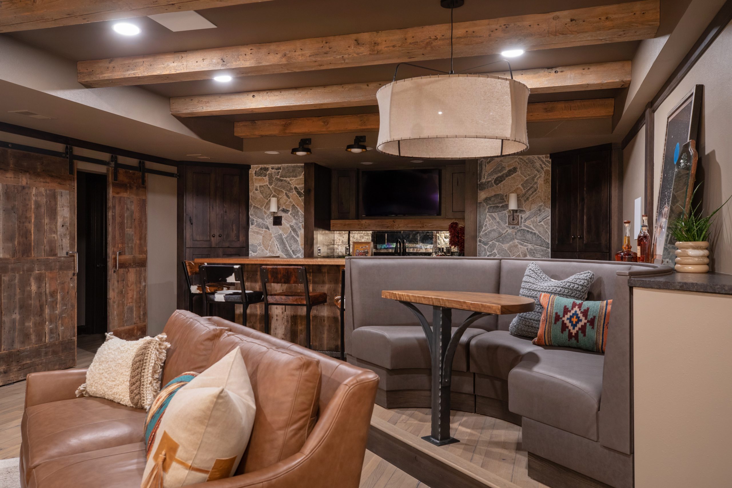 Custom Interior Design for Elevated Entertaining: Southwest Lodge ...